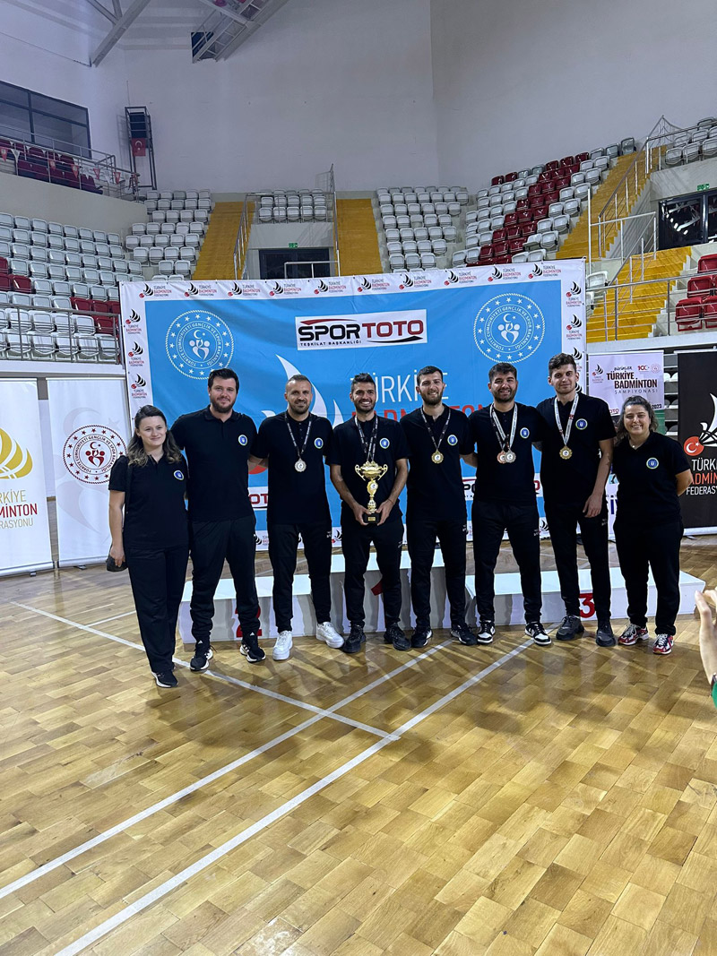 Büyükşehir Belediyesporlu badmintoncular yine zirvede - Olay Gazetesi Bursa