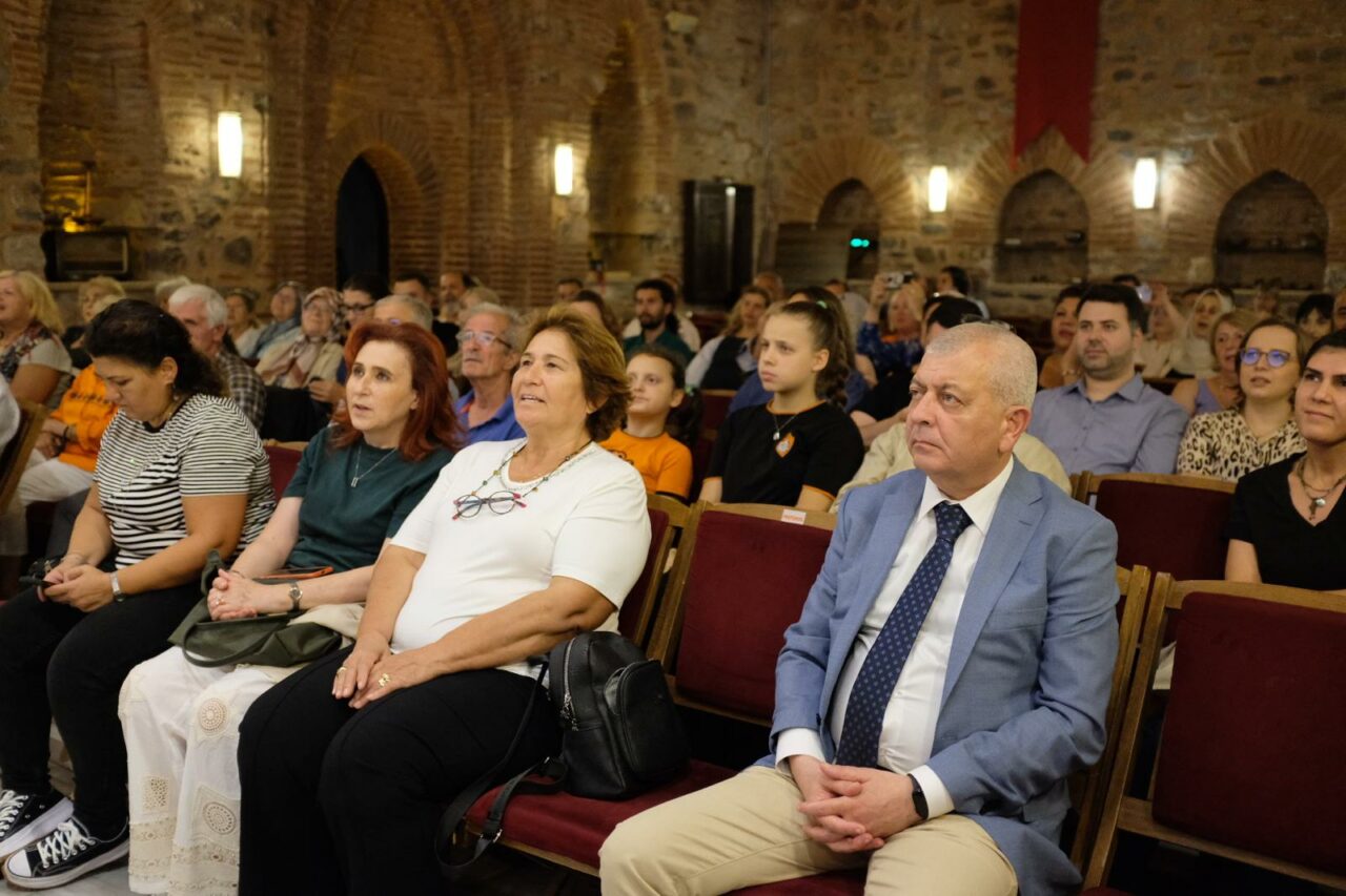 Osmangazi'de 'Hazan Mevsimi' konseri - Olay Gazetesi Bursa