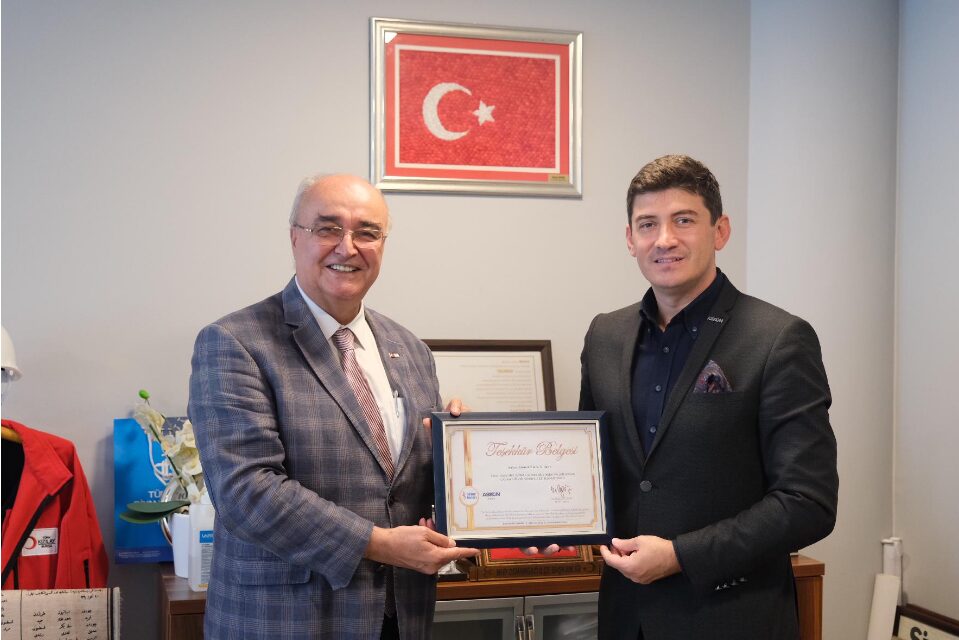 Bursa'dan genç çağrı - Olay Gazetesi Bursa