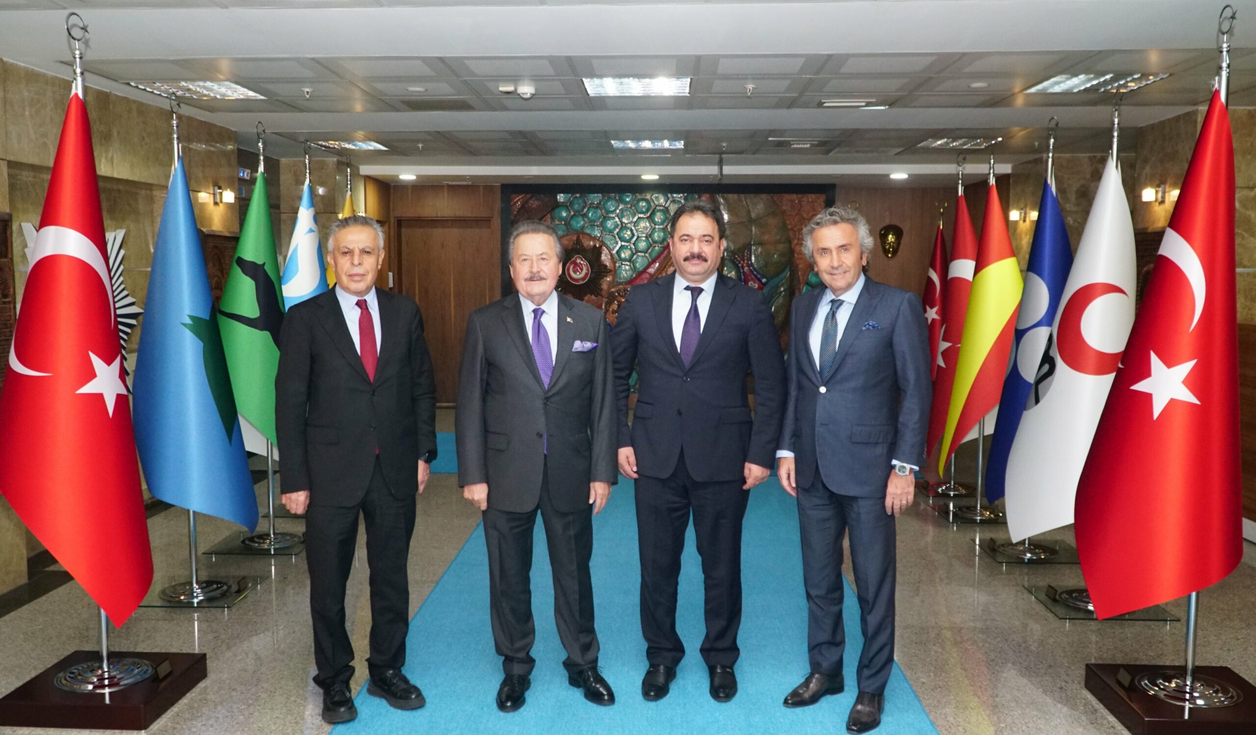 Devlet eski Bakanı Cavit Çağlar'dan Bursa Emniyet Müdürü Gökce'ye ...