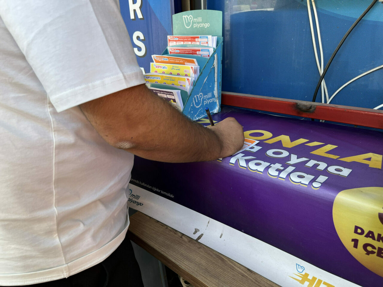 Süper Loto'da büyük ikramiye Bursa'ya çıktı - Olay Gazetesi Bursa